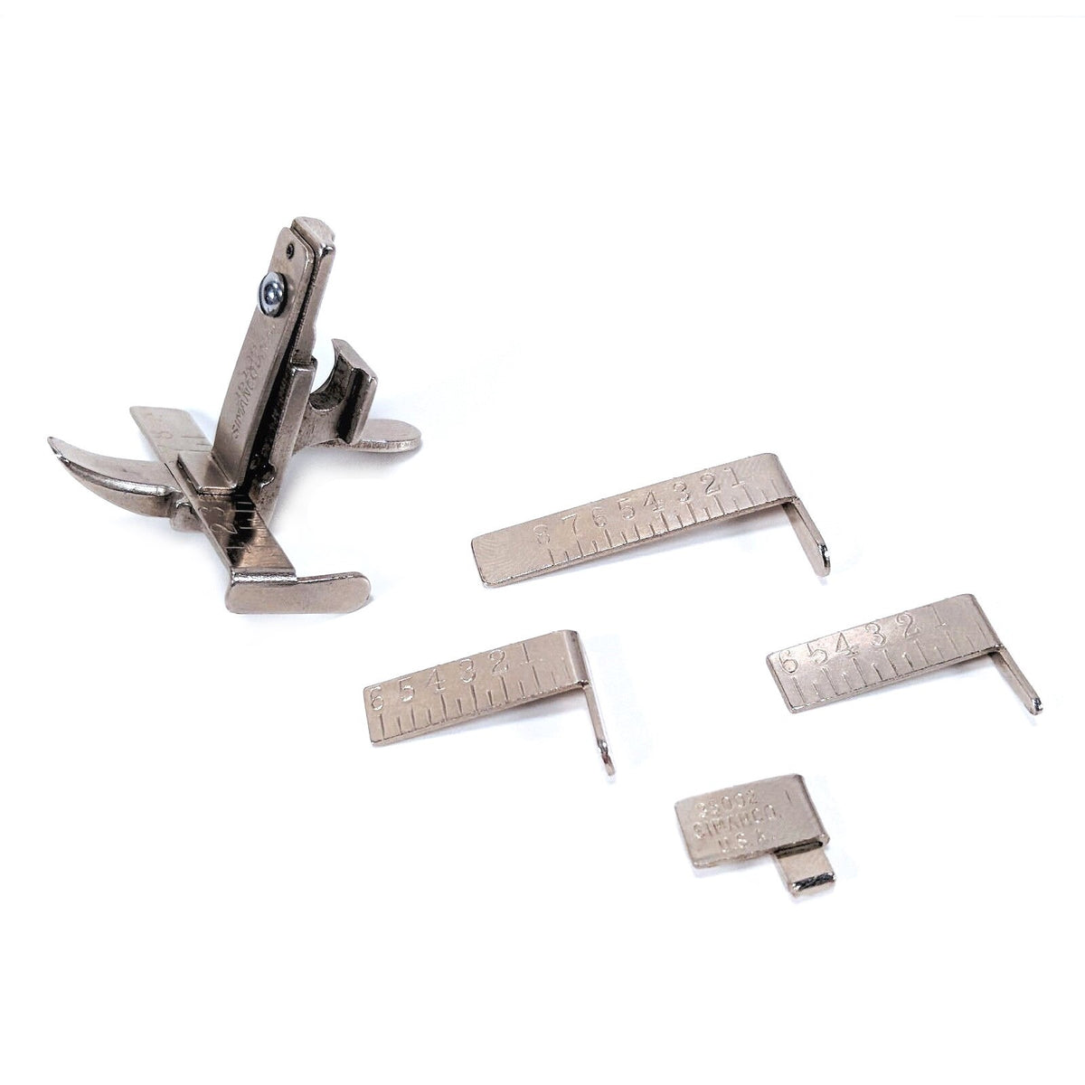 Singer Sewing Machine Low Shank Gauge Foot Simanco 121717 Complete ...