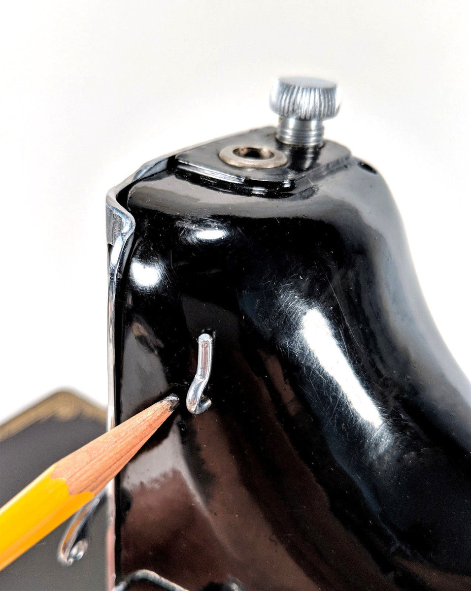 Singer 221 222K Featherweight Sewing Machine Thread Guide Bar Set ...