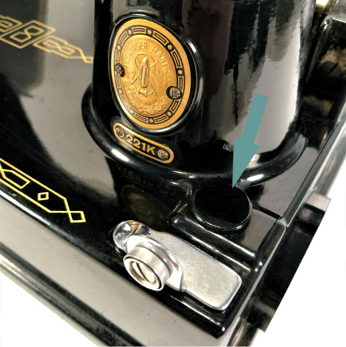 Singer 221K Featherweight Sewing Machine Light Switch Cap Cover 221K4 ...
